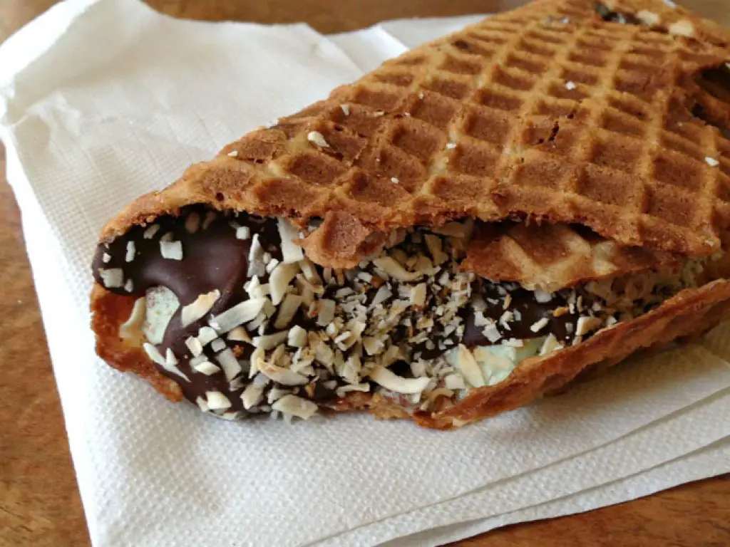 50 Best Mexican Desserts and their Recipes - Mexican Candy